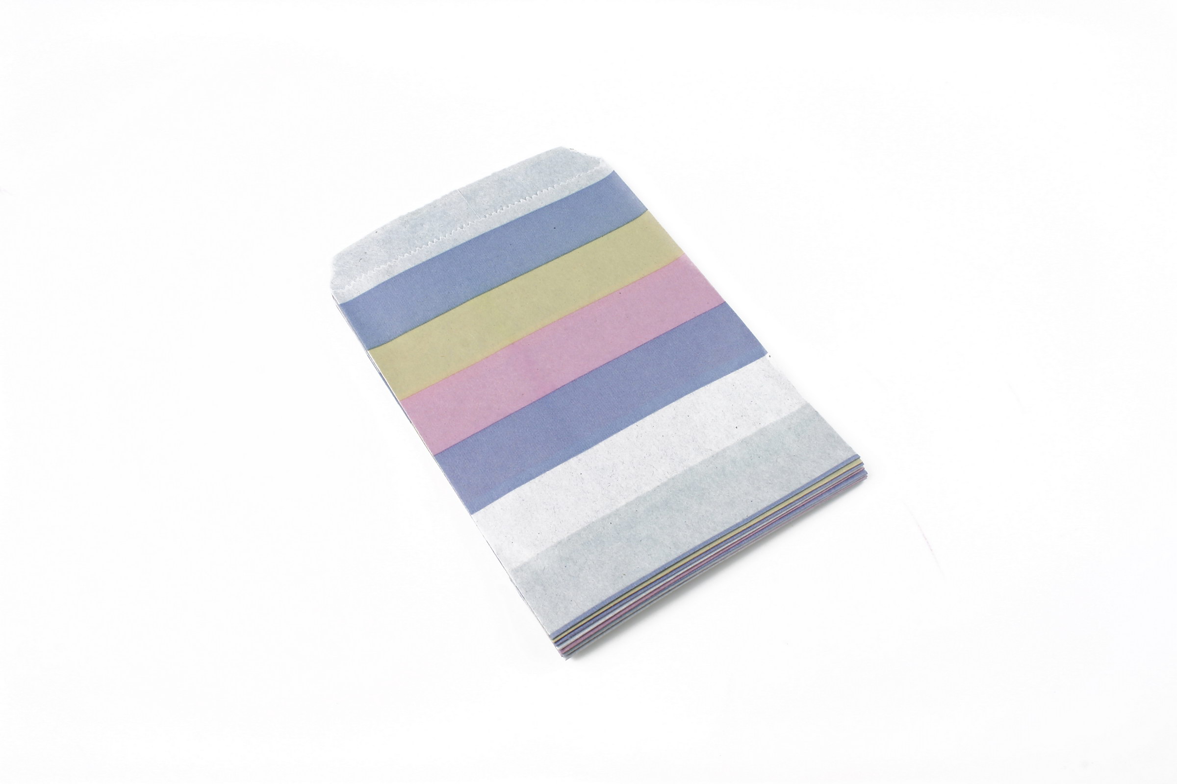 Pungute cadou din hartie tip plic 9,5x13cm (aprox. 100 buc. +/- 2 buc.)